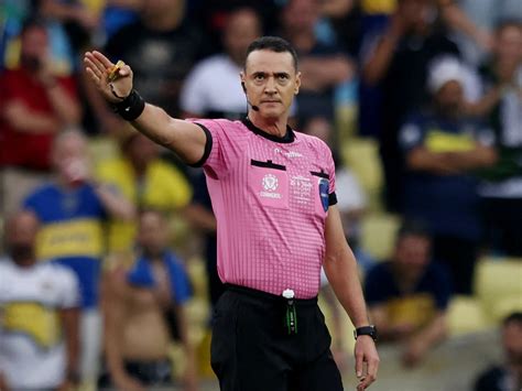 Wilmar Roldán Fue Nominado Al Mejor árbitro Del Mundo En 2023 Y Es Uno