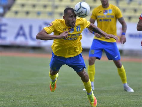 Cu gol marcat în minutele de prelungire Unirea Slobozia s a salvat şi a trimis Recea în Liga