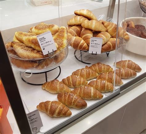 Breadtalks New Ion Orchard Outlet Has Exclusive Breads Like Wasabi