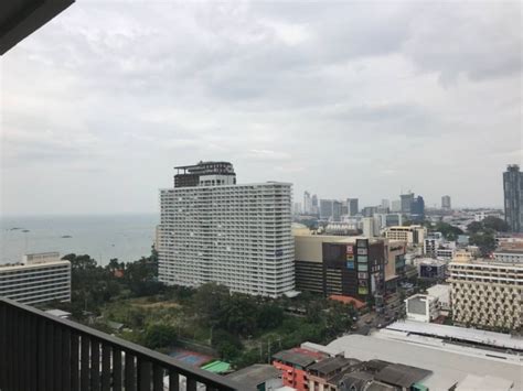 คอนโดติดทะเล พัทยา The Base Pattaya Condo คลังบ้าน Com