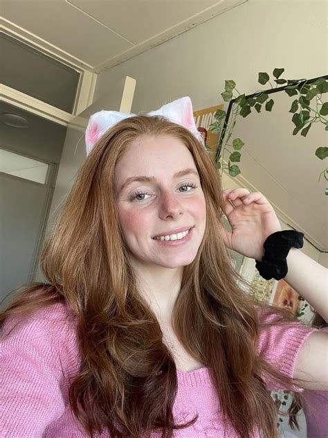 Just A Occasional Redhead Girl Trying To Take Some Cute Pictures R