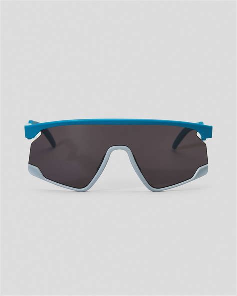 Shop Oakley Bxtr Sunglasses In Matte Balsam Prizm Grey Fast