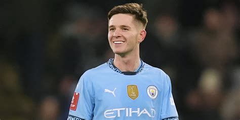 Man City Must Give Up On Woeful Star After Plymouth And Give £125m Ace