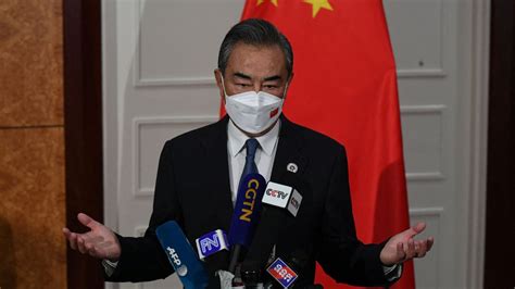 王毅闡述中方在南海問題上的嚴正立場 國際 香港文匯網