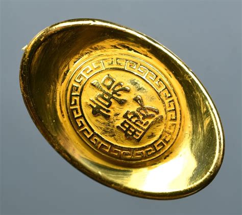 Amulets Amulets Collection ชากค้อ พระเครื่อง