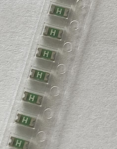 5 шт Предохранитель Smd 1206 Fuse 1a 63v тип H купить по низкой цене с доставкой в интернет
