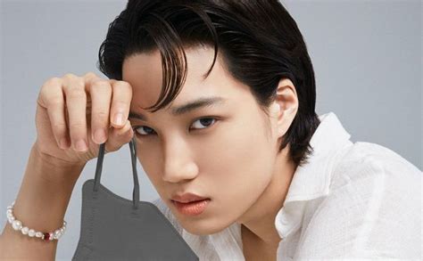 220209 • Kai 카이 For The Charmzone Tone Up Fit Black Label Mask Exo