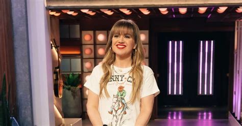Kelly Clarkson Opens Up On Weight Loss Drug After Dramatic