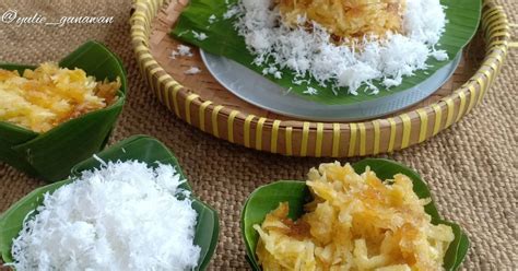 Resep Sawut Singkong Gula Merah Dengan Takir Bunga Oleh Yulie Yuda Gunawan Cookpad