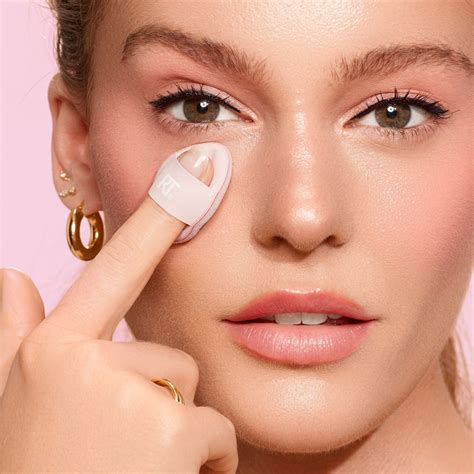 Real Techniques Mini Miracle Powder Puff Trio For Setting And Baking Mini Makeup Puff For Loose