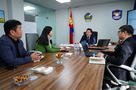 Т Даваадалай Улаанбаатар хотод хэрэгжүүлэх мега төслүүдэд дотоодын үйлдвэрлэгч компаниудтай