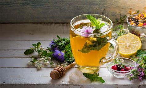 لیست کامل دمنوش‌های سرماخوردگی؛ با طرز تهیه آن در منزل مجله اکالا