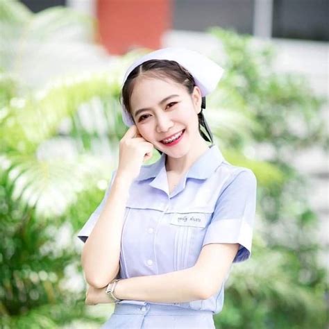 ปักพินโดย Joan Bainer ใน Nurse พยาบาล
