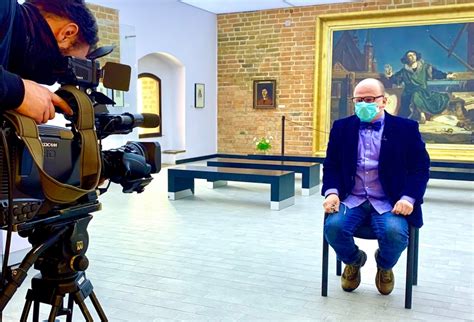 Z obserwatorium w pobliskich Truszczynach do TVP Robert Szaj został