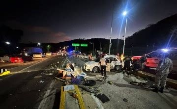 Guerrero Tráiler se queda sin frenos impacta contra caseta