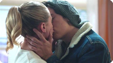 16 Most Defining Moments Of Betty And Jugheads Relationship Fandom