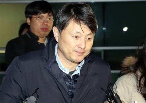 뇌물수수혐의 유재수 전 부산시 경제부시장 구속 위키트리