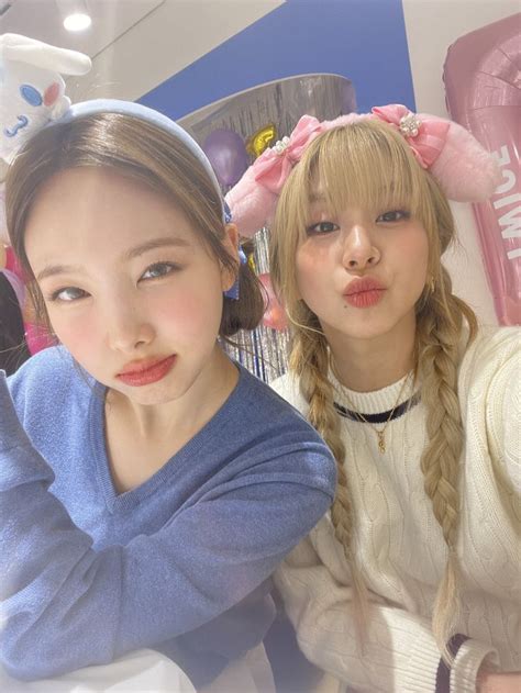 Nayeon Pics On Twitter Celebridades Famosas Guapas Nayeon