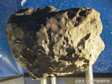 突發神秘天外來客墜入雲南大片場景點亮高原夜空 每日頭條