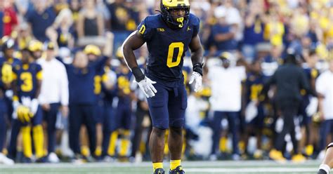 Michigan Football Edge ‘leader Josaiah Stewart Named Team Captain