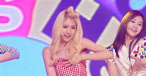 헬로비너스 앨리스 섹시한 터치~[포토엔]