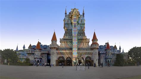 Beto Carrero World oferta ingresso gratuito para mães durante o mês de
