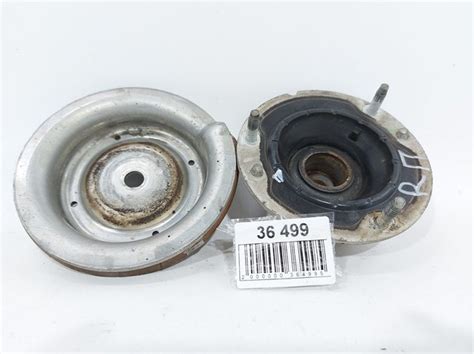 84190339 General Motors подушка стойки передняя