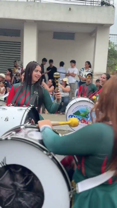 Eliana Anahí Bombista Viral Desfile Bastoneras Youtube