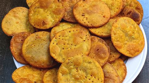 मसाला पपड़ी की स्वादिष्ट रेसिपी ऐसे बनाए। Crispy Chaat Papdi Ki Recipe