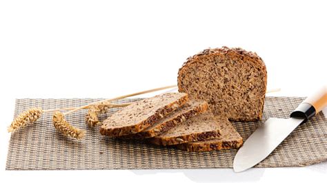 절편을 Bread 얇게 썬 식빵 흰색 바탕에 그림자와 0명에 대한 스톡 사진 및 기타 이미지 0명 2015년 갈색
