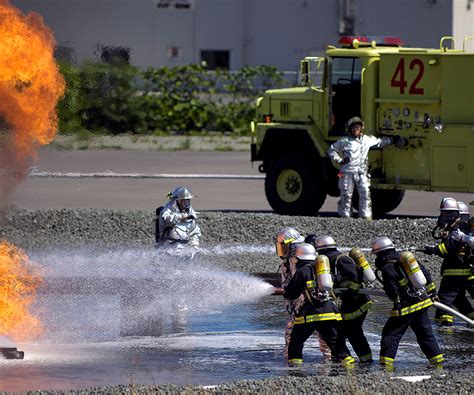 珠海巨晟科技股份有限公司—触控mcu 低功耗mcu 电机驱动mcu Lora 双通道 降频wifi 解决方案