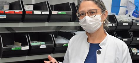 Farmacêutica da Sesau alerta para riscos da automedicação essa prática pode levar alguém a