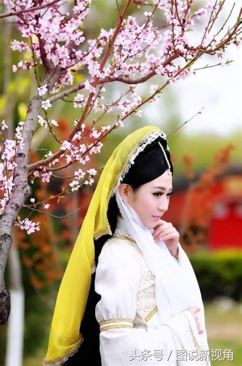 盘点金庸笔下的8位高颜值美女，这应该是他心目中的女神形象 搜狐大视野 搜狐新闻