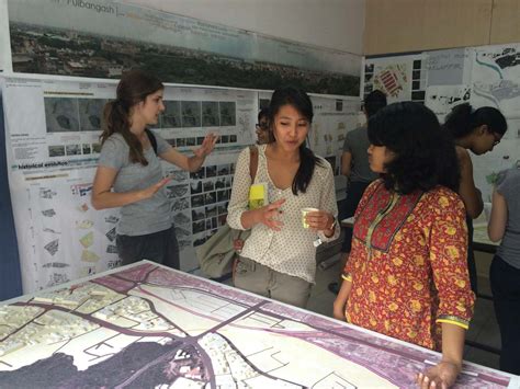 The Yamuna River Project Megan Suau