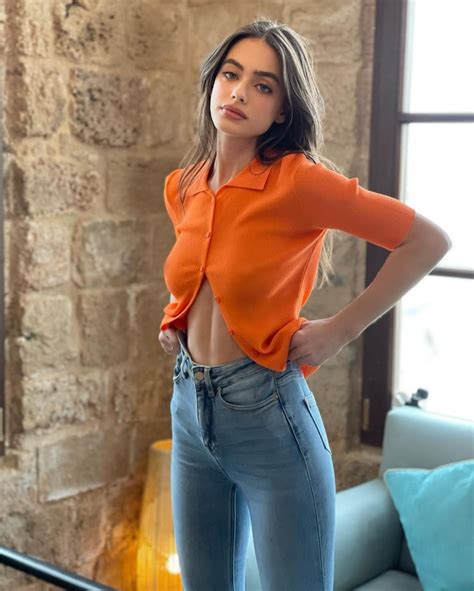 Picture Of Yael Shelbia