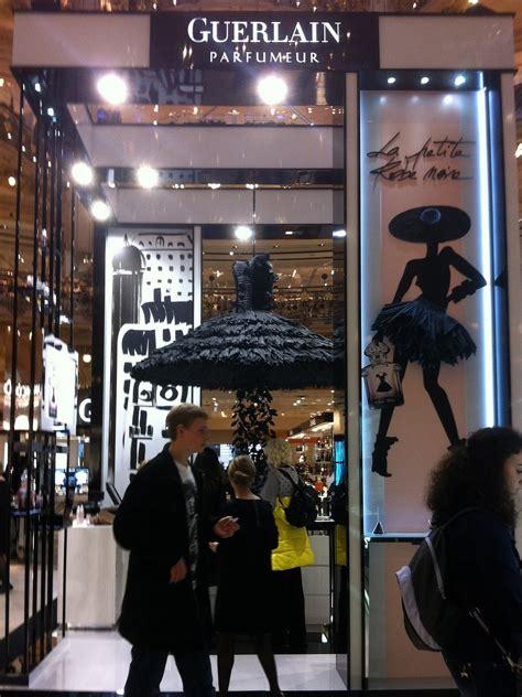 Mon Luxe Paris Guerlain La Petite Robe Noire