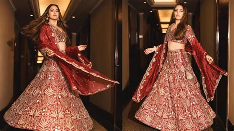 Red Or Pink Bride Sonakshi Sinhas Wedding Outfit Colour Predicted