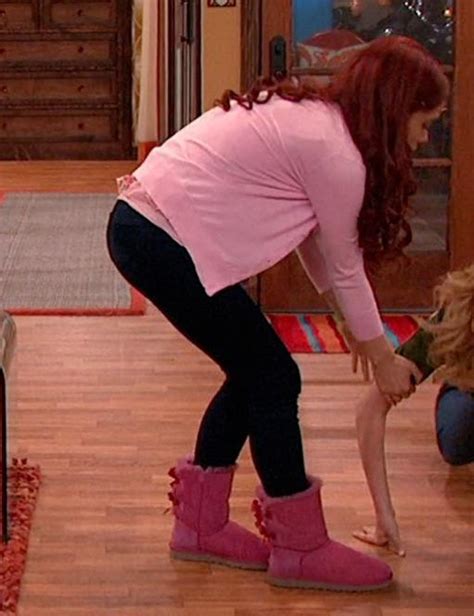 Ariana Grande Wearing Pink Bailey Bows Scrolller