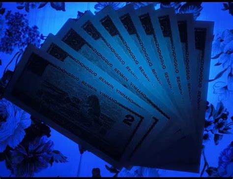 902标十 带一张老虎尾11111，带八张狮子身1111，带一张豹子身111，全新全品原票，全程无4，好号不常有，喜欢就带走，888 投资资讯