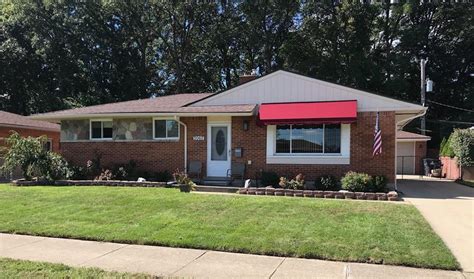 7067 N Wildwood St Westland Mi 48185 Mls 218108980 Redfin
