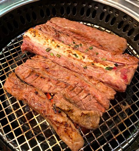 생생정보통 맛집오늘 큰기와 수원왕갈비 짚불우대갈비 아보카도한우육회케익 경북 경주시 사정동 맛집 2tv 저녁 생생정보 장사의신