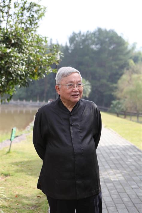 刘斯奋：老来意气仍依旧，走笔如风写阿馗 知乎
