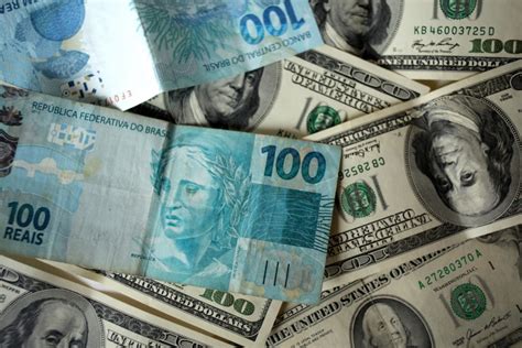 Dólar pode chegar a R 4 90 nas próximas semanas projetam analistas