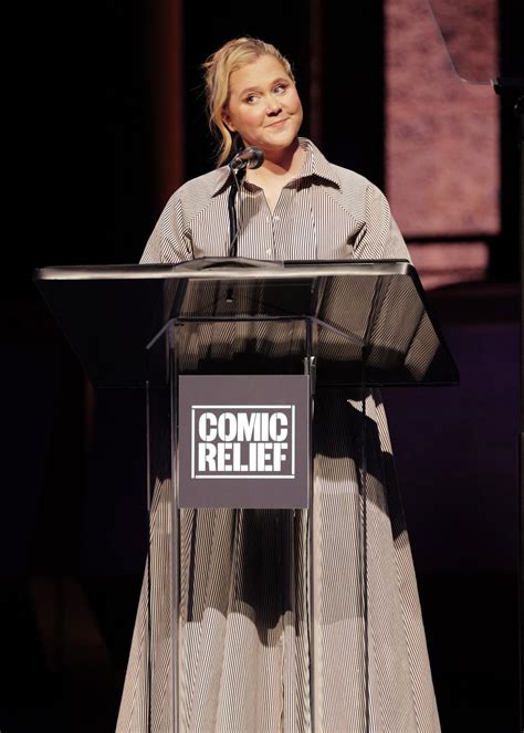 Amy Schumer Credits Cushing Syndrome Diagnosis To Puffy Face Criticism
