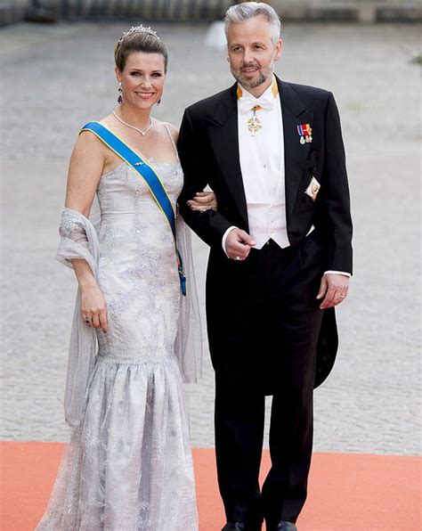 بالصور أول ظهور للأميرة مارثا لويز منذ وفاة زوجها السابق مجلة هي