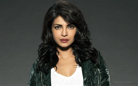 Priyanka Chopra 36 Wallpapers Hd Wallpapers Id 16266