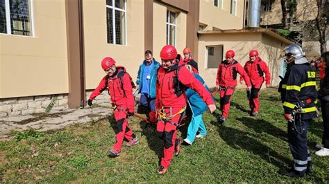 Проведоха се практическа тренировка и учение на тема „Действия на общинския щаб за изпълнение на