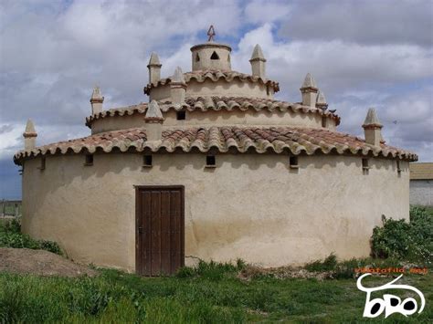 Los Leones De Cuarto Y Quinto El Adobe Un Material De Construcción