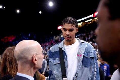 Scoot Henderson Vs Victor Wembanyama Wingspan Height Age Stats And