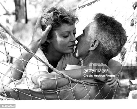 105 Susan Sarandon 1982 Photos And High Res Pictures Getty Images